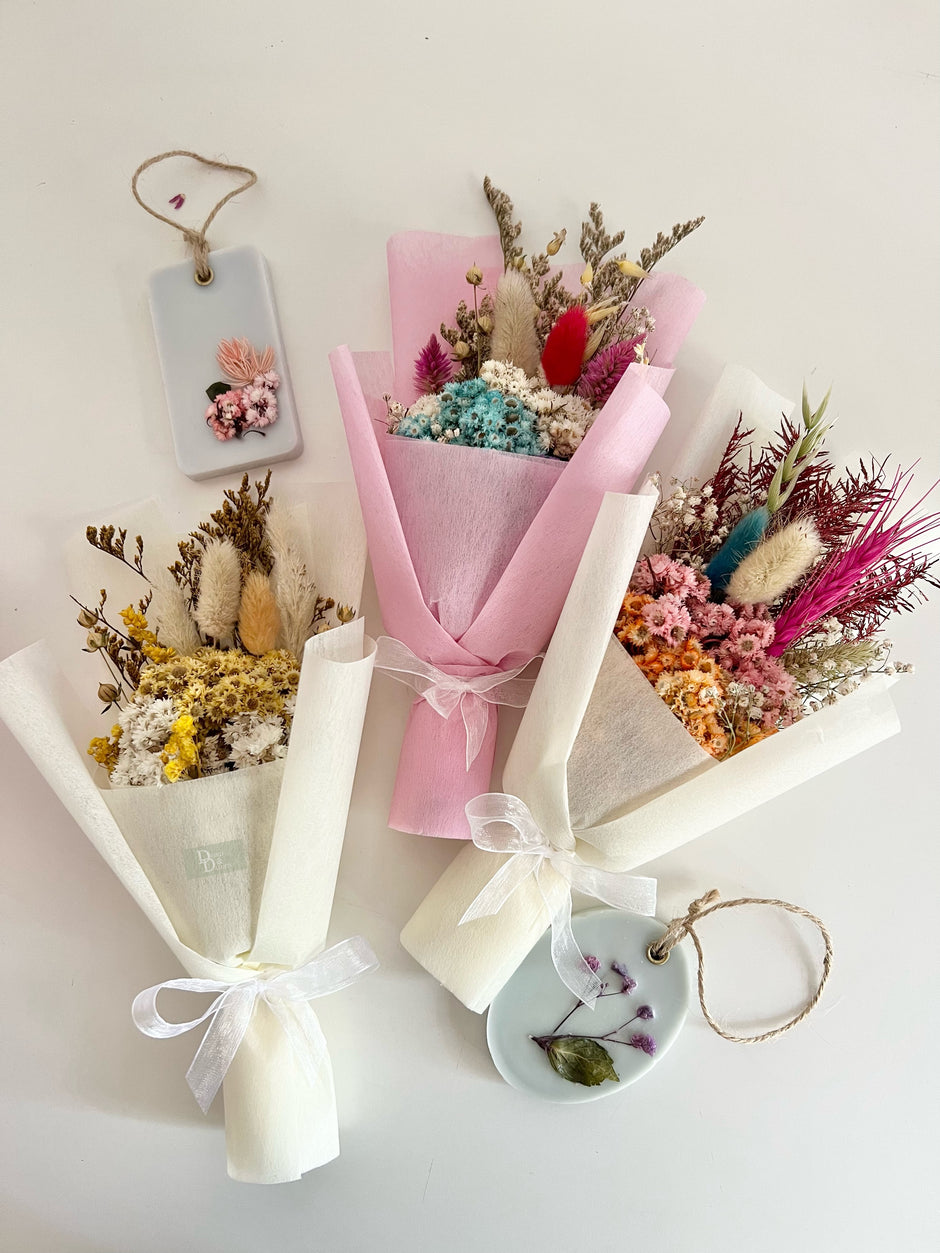 WRAPPED MINI BOUQUETS – DRIED&DAINTY